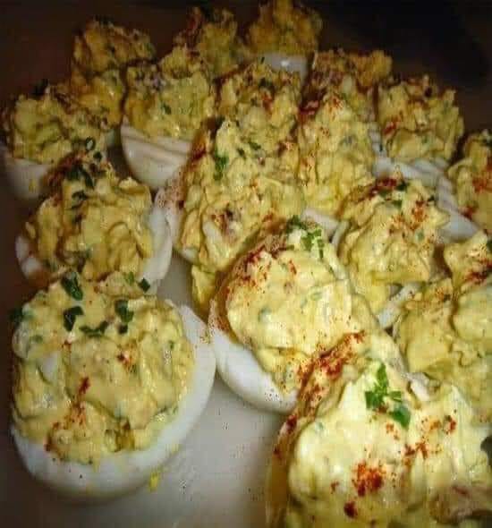 Loaded Deviled Eggs Recipe – iadun