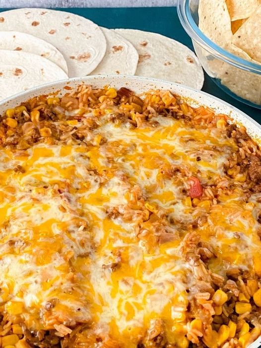 MEXICAN GROUND BEEF CASSEROLE WITH RICE Iadun