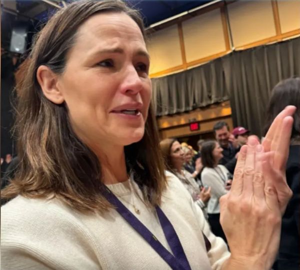 Jennifer Garner Shares Her Daughter’s Graduation Pics And She Can’t ...